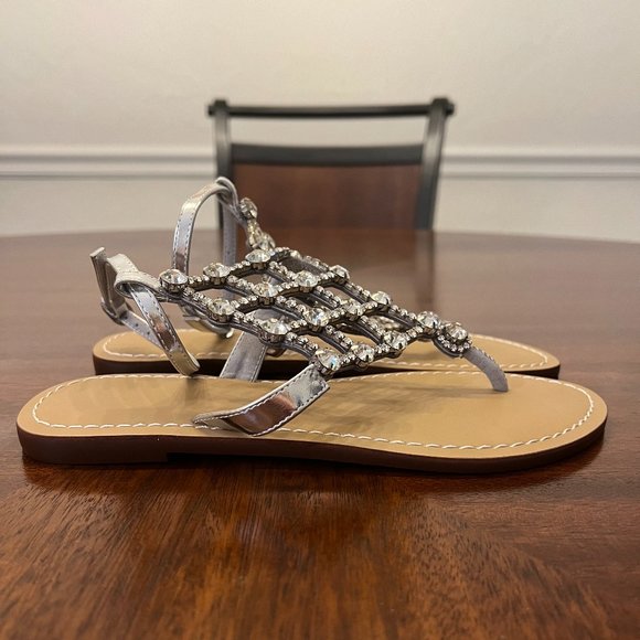 Utiklou | Shoes | Nib Metallic Silver Rhinestone Flat Sandals | Poshmark